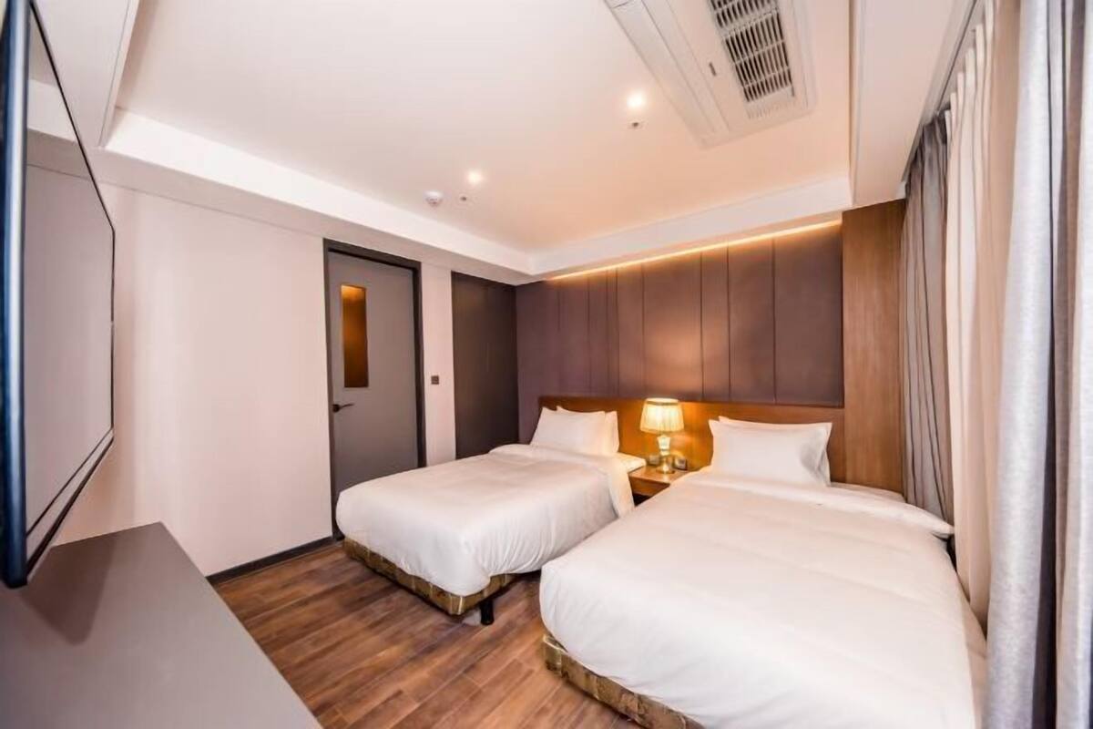 1 quarto, minibar, cofre no quarto, secretária