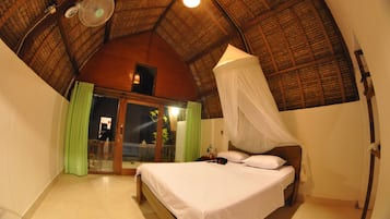 Bungalow Tradicional, vista para o mar | 1 quarto, Wi-fi grátis, roupa de cama fornecida