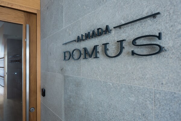 Almada Domus - Portugal