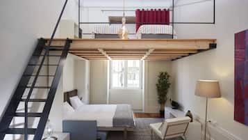 Quarto standard, banheiro compartilhado (Twin Beds) | Wi-Fi de cortesia, roupa de cama