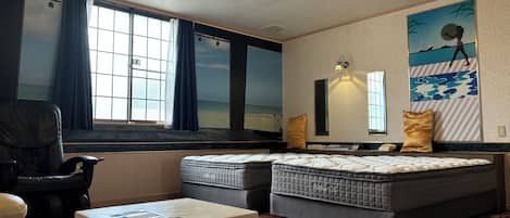 Quarto duplo básico | Frigobar, Wi-Fi de cortesia, roupa de cama