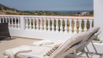 Suite With Private Small Pool | Terraço/pátio interior