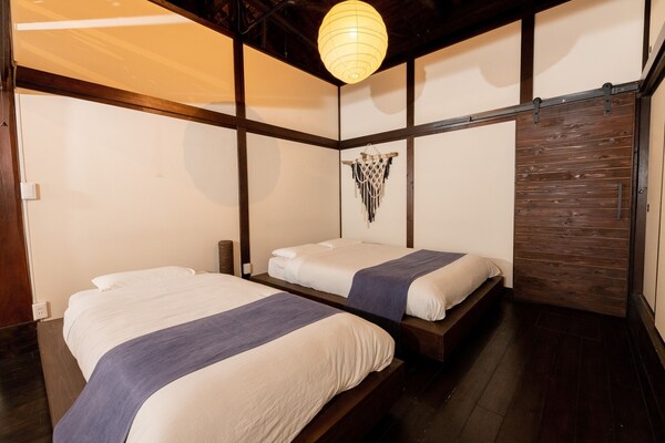 Kohaku Amber Kamakura Zaimokuza - Kamakura