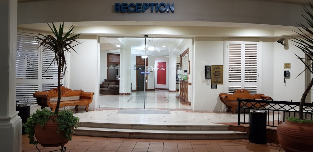 Moroccan View Tower - Surfers Paradise