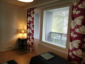 Apartamento Familiar, 1 quarto, acessível, sauna | 1 quarto, secretária, quartos insonorizados, Wi-fi grátis 