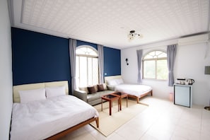 Quarto Quádruplo Clássico, 2 camas de casal | Cortinas/cortinados opacos, quartos insonorizados, Wi-fi grátis