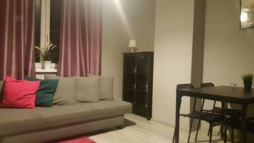 Suite-Estúdio | Secretária, ferro/tábua de engomar, Wi-fi grátis