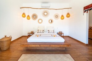 Villa Exclusiva, 2 quartos | 2 quartos, cofre no quarto, secretária, ferro/tábua de engomar 