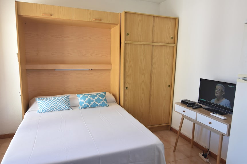 Studio Cosy à 300m De La Plage à Roses, Costa Brava ! Capacité 3 Personnes, Terrasse, Tv. Reserve Maintenant! - Roses