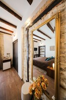 Quarto casal | Frigobar, cofres nos quartos, escrivaninha, quartos à prova de som