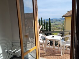 Quarto luxo, sacada | Vista do quarto