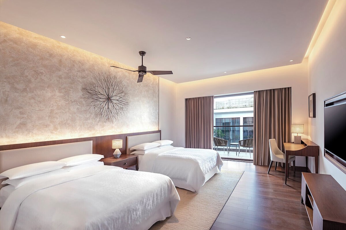 Camas Select Comfort, cofres nos quartos, individualmente mobiliados