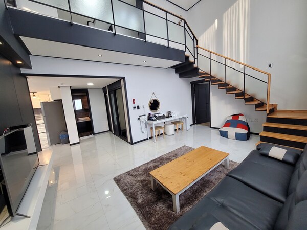 The Stay Hostel - Yeosu