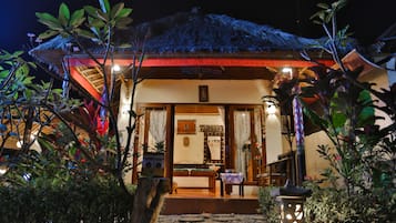 Sala(s) para tratamentos a casais, tratamentos corporais, aromaterapia