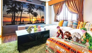 Suíte, para não fumantes, quartos conectados (with 120-inch Projector) | Cortinas blackout, Wi-Fi de cortesia, roupa de cama