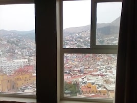 Quarto Básico, 1 cama de casal, não fumadores | Roupa hipoalergénica, ferro/tábua de engomar, Wi-fi grátis 