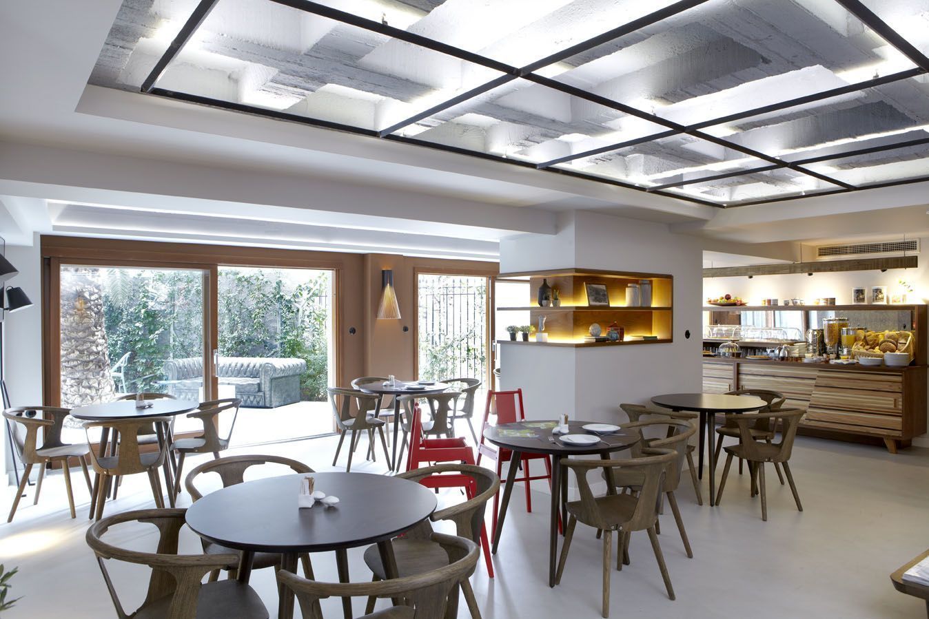 Café da manhã com buffet todos os dias mediante uma taxa