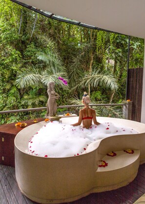 Tratamentos corporais, aromaterapia, massagens com pedras quentes