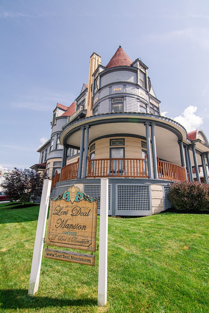 The Levi Deal Mansion Bed & Breakfast - Pennsylvania