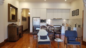 Casa de Férias Luxo, 2 quartos (The Durham) | Refeições no quarto