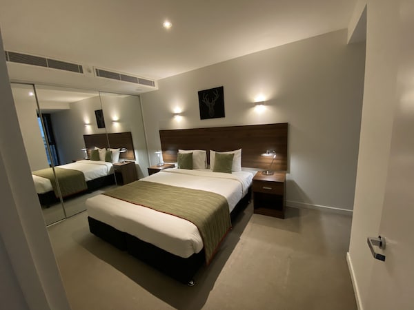 Flinders Street Apartments - Melbourne