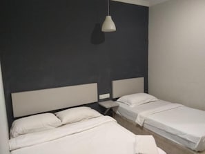 1 quarto, roupa de alta qualidade, secretária, quartos insonorizados