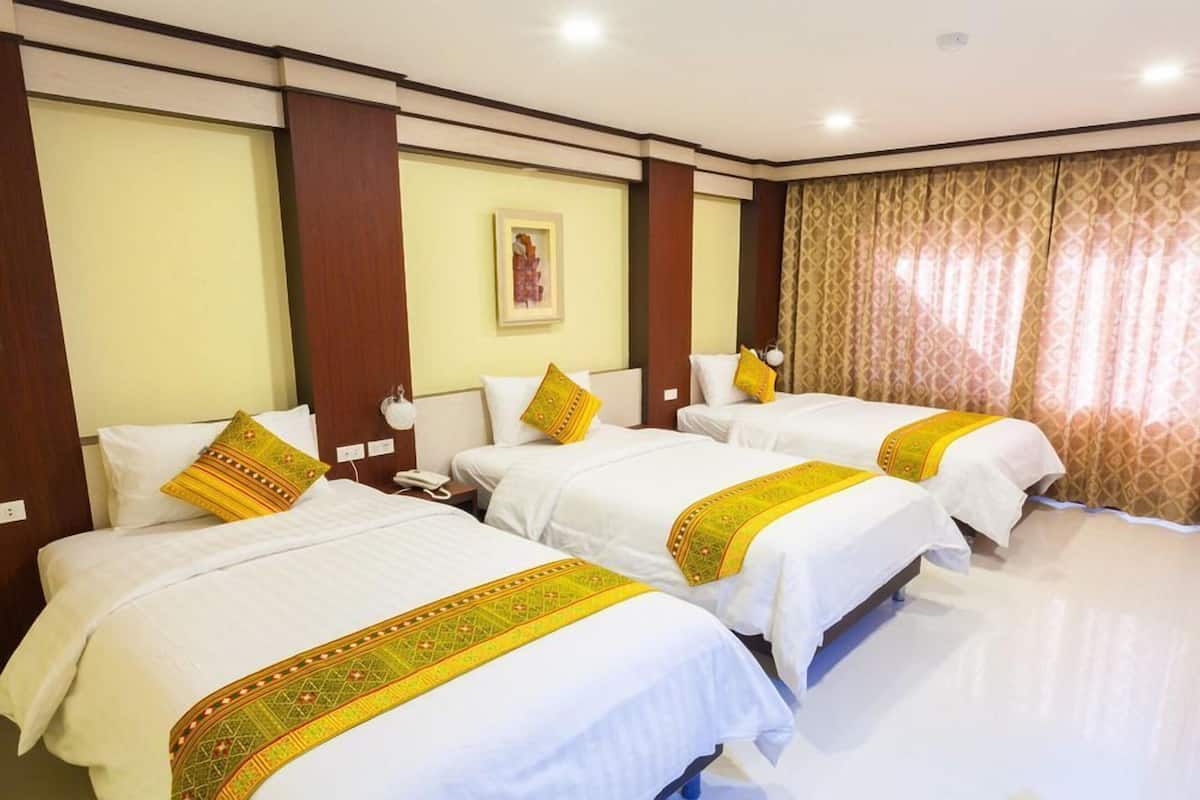 Cortinas blackout, Wi-Fi de cortesia, roupa de cama
