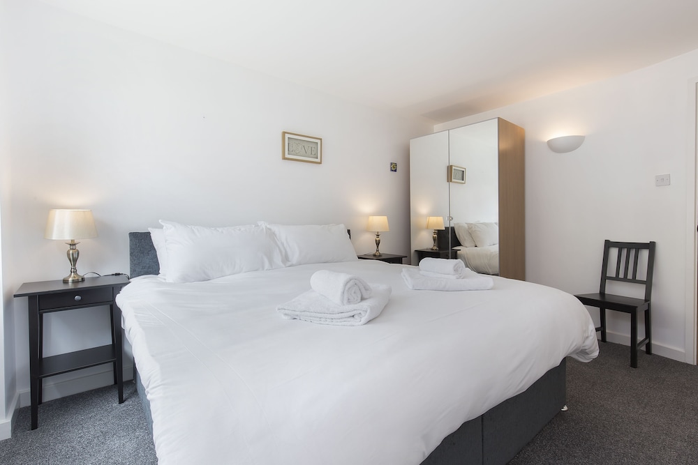 Raleigh Square Apartments - Nottingham