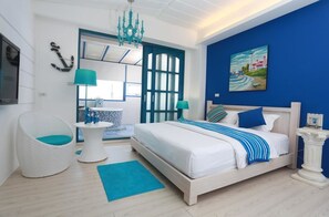 Quarto casal superluxo | Escrivaninha, cortinas blackout, quartos à prova de som