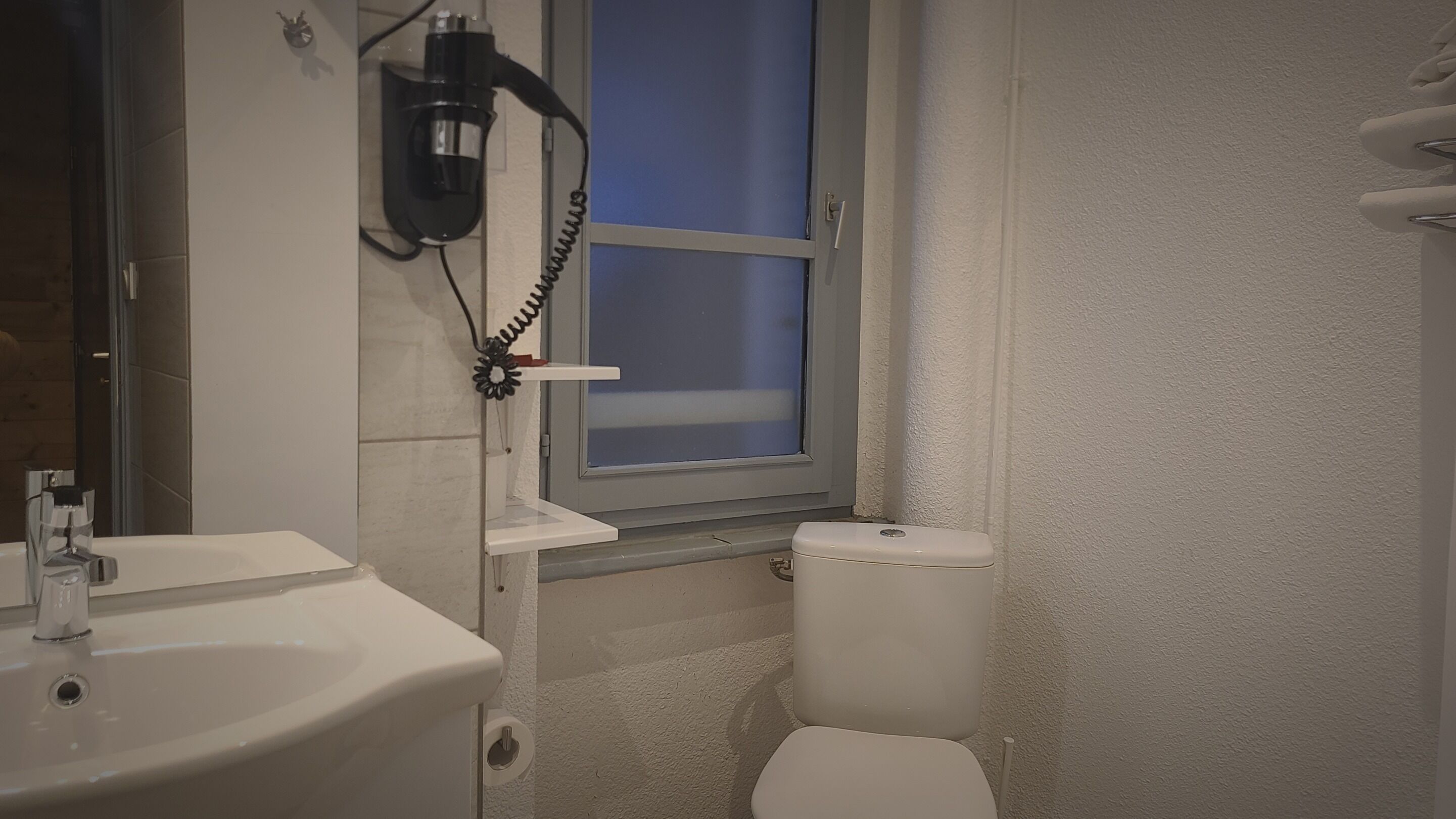 Quarto Duplo Comfort, varanda, vista para a montanha | Casa de banho