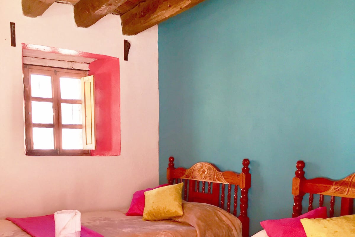 Quarto Duplo, 2 camas de casal | Roupa de cama fornecida