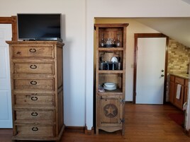 Suite-Estúdio, 1 cama queen-size, kitchenette | Comodidade do quarto