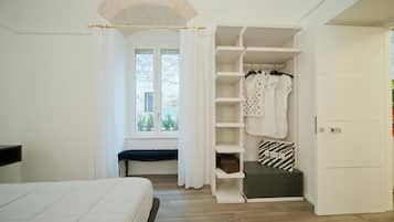 Quarto casal | Vista para o pátio