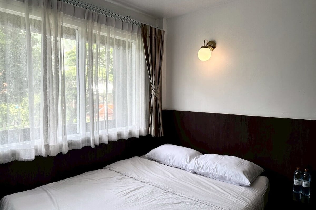 Quarto Duplo Standard, não fumadores, casa de banho privativa | Wi-fi grátis, roupa de cama fornecida
