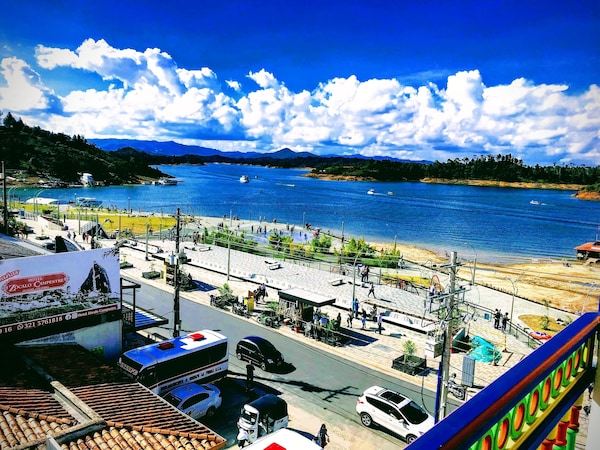 La Martinera Plaza Principal - Guatape