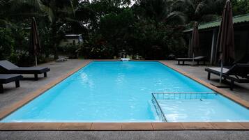 Piscina externa