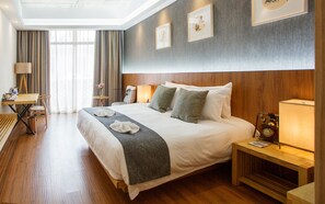 Quarto Duplo de Luxo | Lençóis de algodão egípcio, roupa de alta qualidade, edredões de penas 