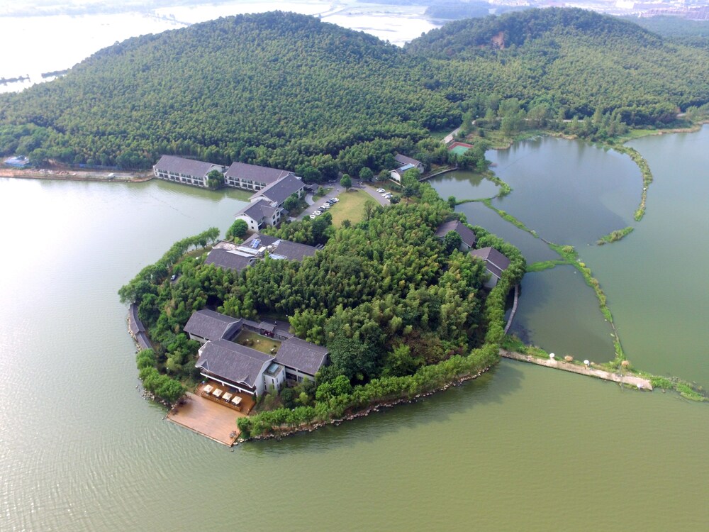 Pingtian Peninsula Hotel - Chizhou
