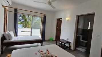 Quarto casal luxo, vista para o jardim | 1 quarto, roupas de cama premium, frigobar, cofres nos quartos