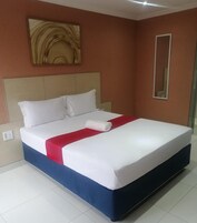 Quarto Tradicional (4) | Minibar, secretária, berços/camas para crianças grátis 