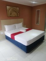 Quarto Tradicional (4) | Minibar, secretária, berços/camas para crianças grátis 