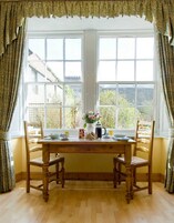 Café da manhã feito na hora grátis todos os dias