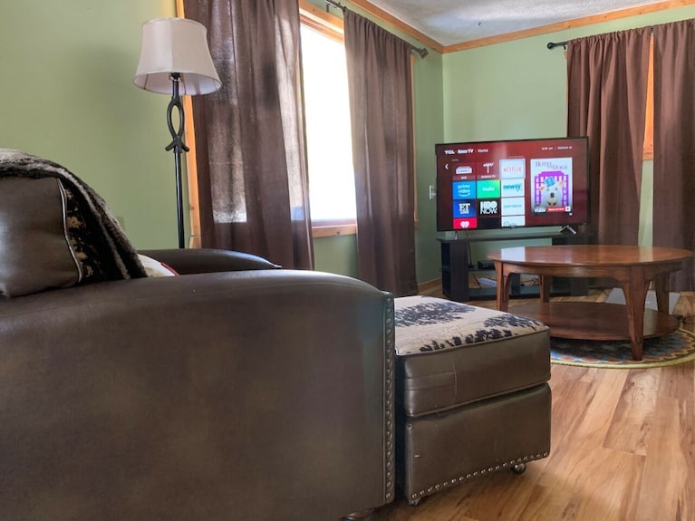 Stone House 4 Bedrooms 2 Bathrooms Home - 密西根