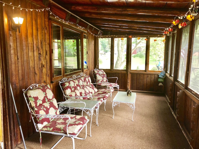 Lake Cabin On 500 Acre All Sports Lake, Snug Harbor Close To Vicksburg,kalamazoo - Michigan