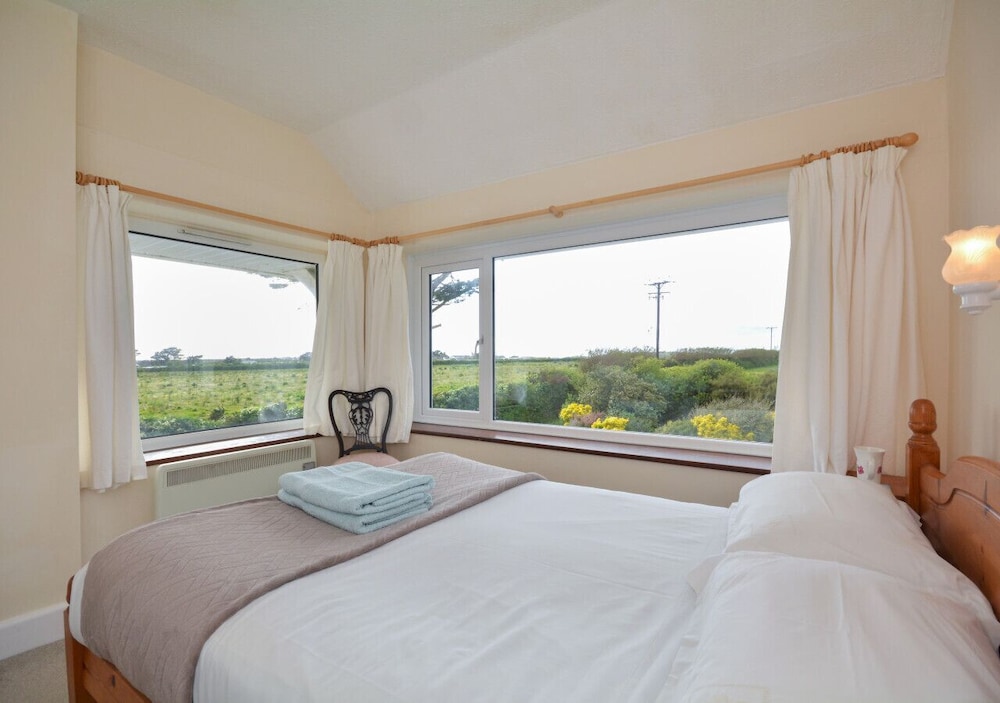 The Quies - One Bedroom Apartment, Sleeps 2 - Constantine Bay