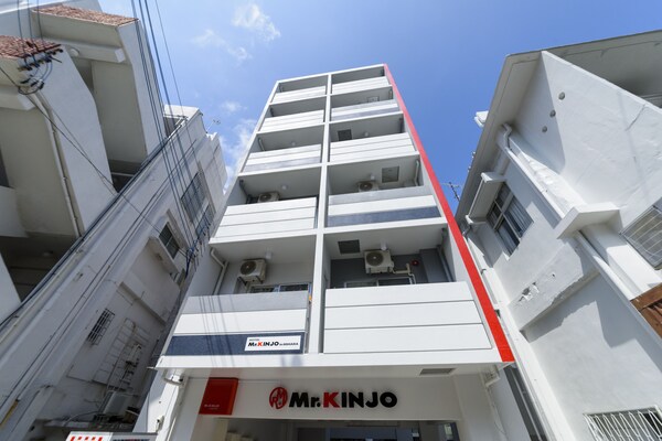 Mr.kinjo In Mihara - Naha