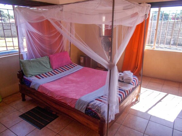 Jojomo Guest House - Lusaka