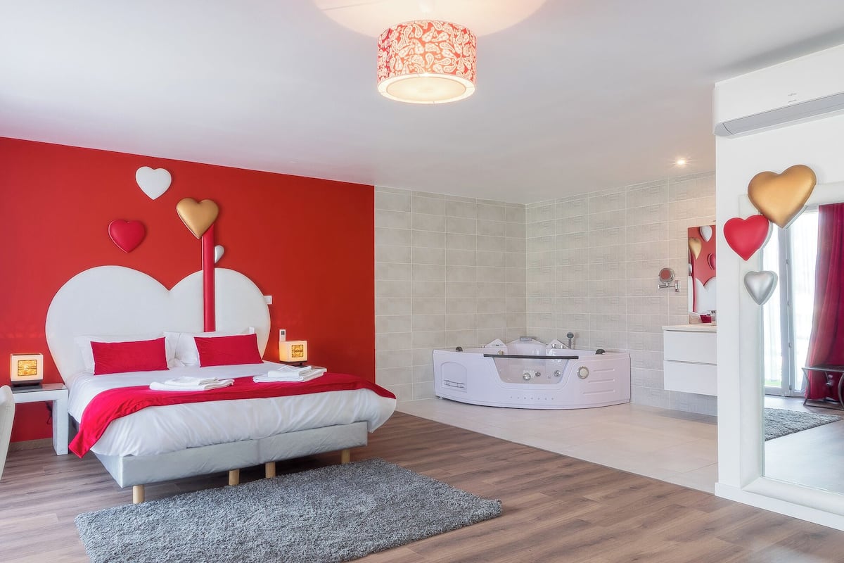 Suite, banheira de hidromassagem grande | 1 quarto