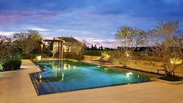 Piscina exterior