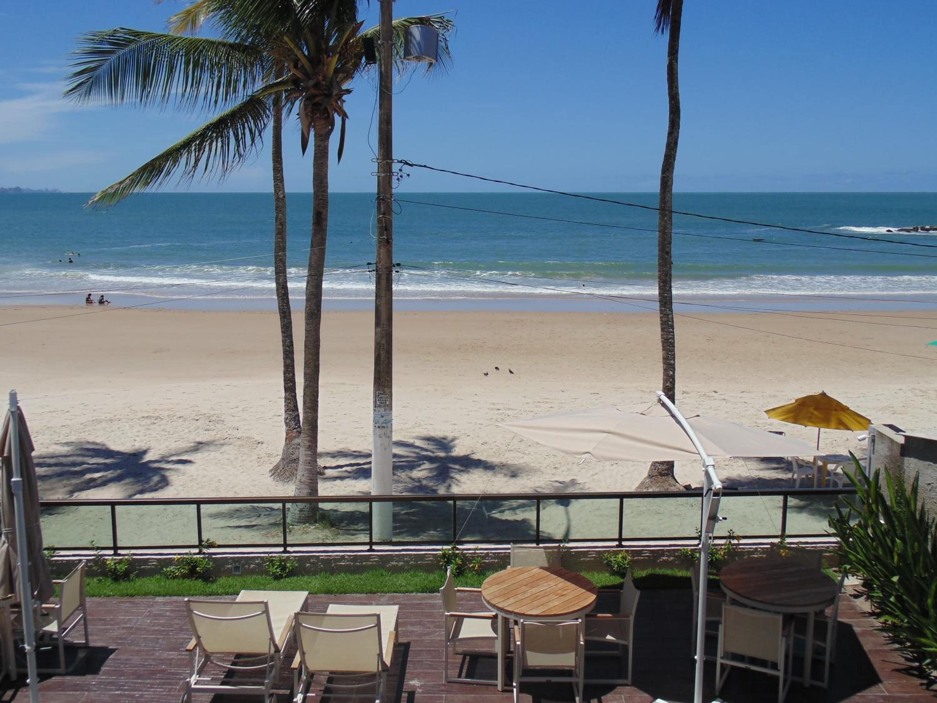 Na praia, praia de areia branca 